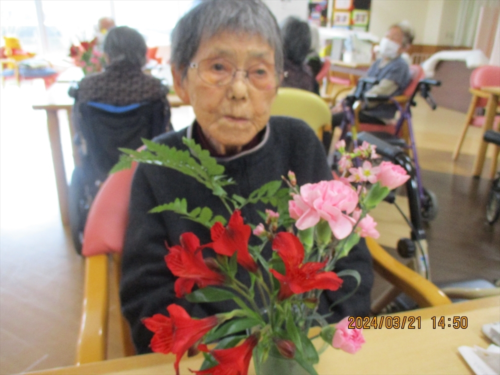 フラワーアレンジメント（デイサービス）: おうぎの里 スタッフBlog